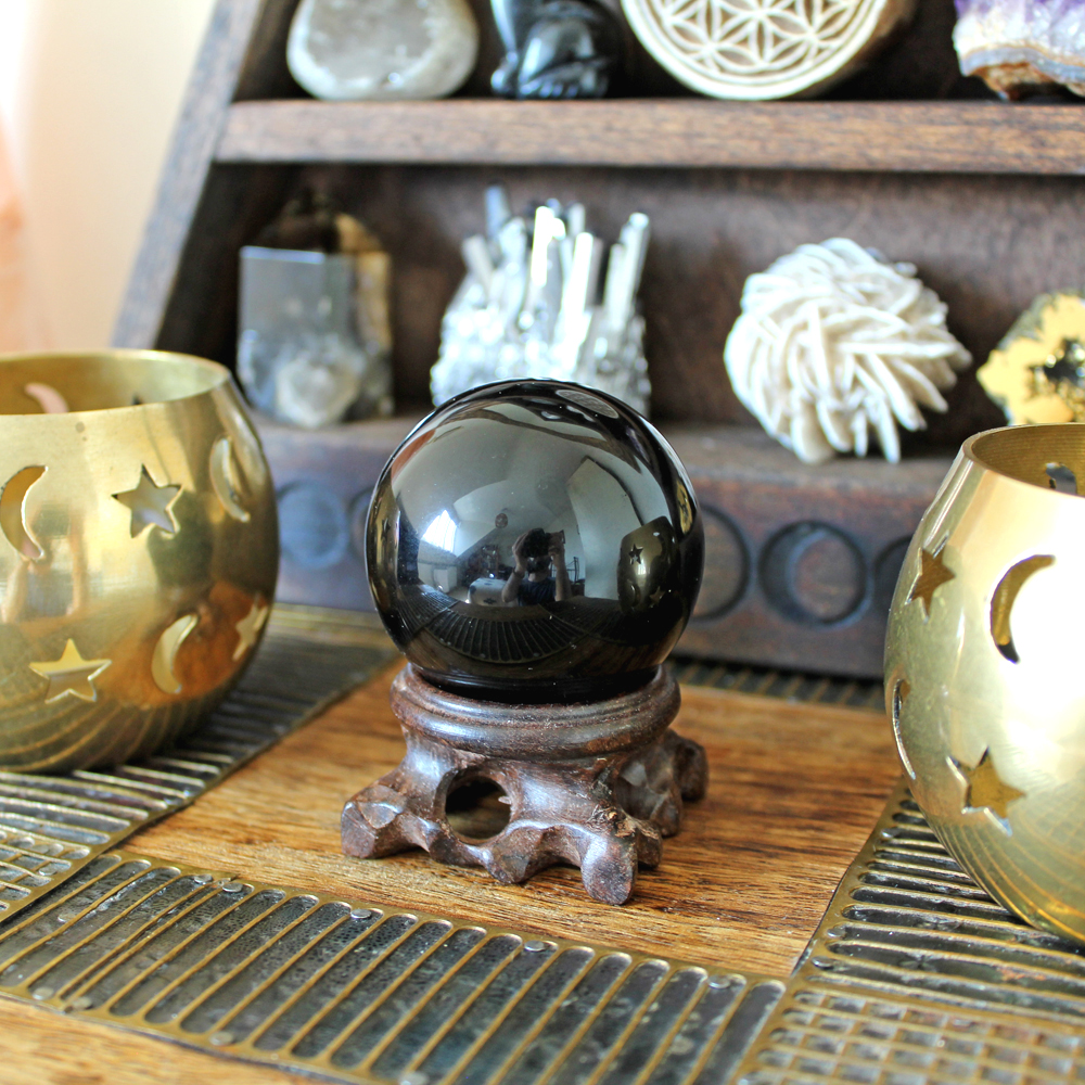 9 Crystals For Shadow Work, Healing & Integration - Ethan Lazzerini